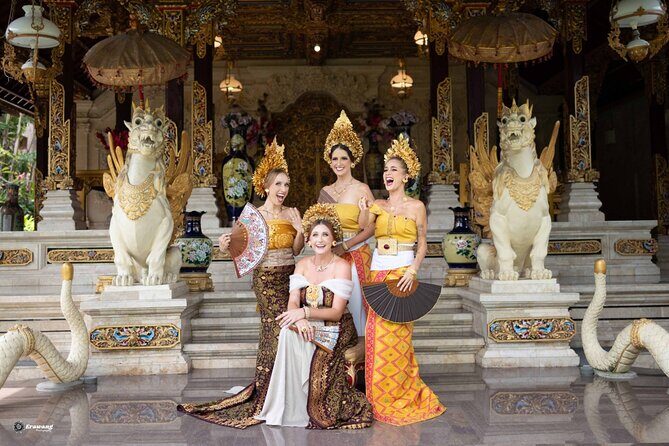 Bali Professional Photoshoot in Traditional Dress Outfit | The Abroad Guide