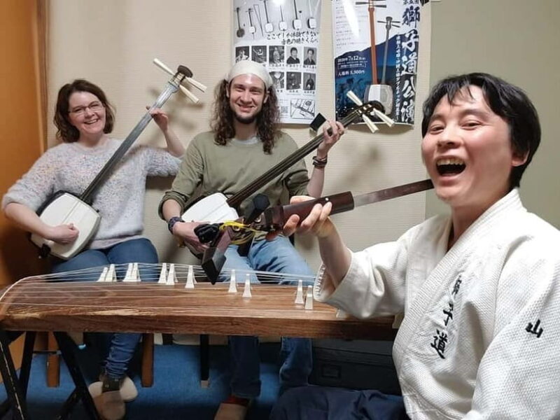 Tokyo: Learn to play traditonal songs on Tsugaru Shamisen | The Abroad ...