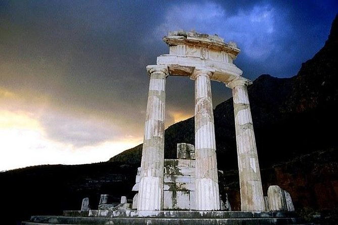 Visit Delphi the Famous Oracle! Explore the Mysteries of the Ancient ...